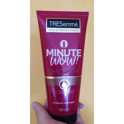 Tresemme 1 Minute Wow Smooth Intensive Treatment Odżywka Do Włosów