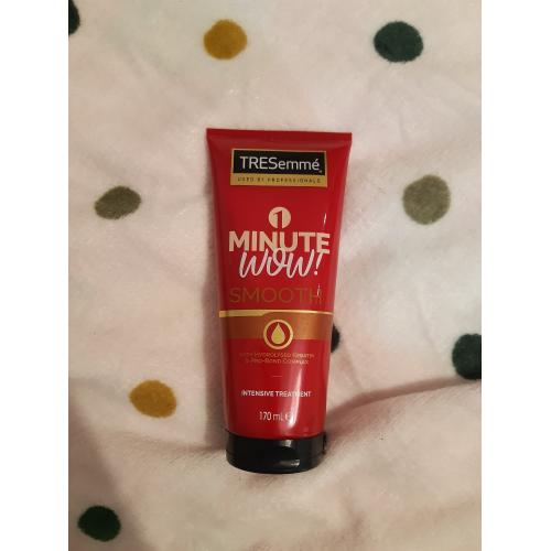 Tresemme 1 Minute Wow Smooth Intensive Treatment Odżywka Do Włosów