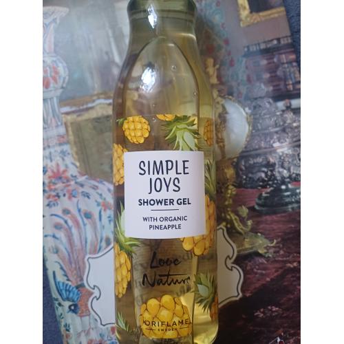 Oriflame, Love Nature, Simple Joys Shower Gel with Organic Pineapple ... Oriflame, Love Nature, Simple Joys Shower Gel with Organic Pineapple ...